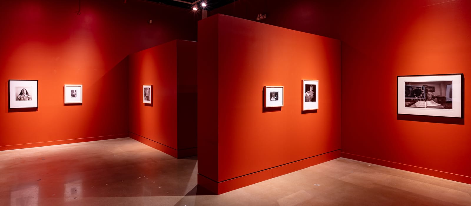 Black and white and red all over: 'Listening Devices' at the Ulrich ...